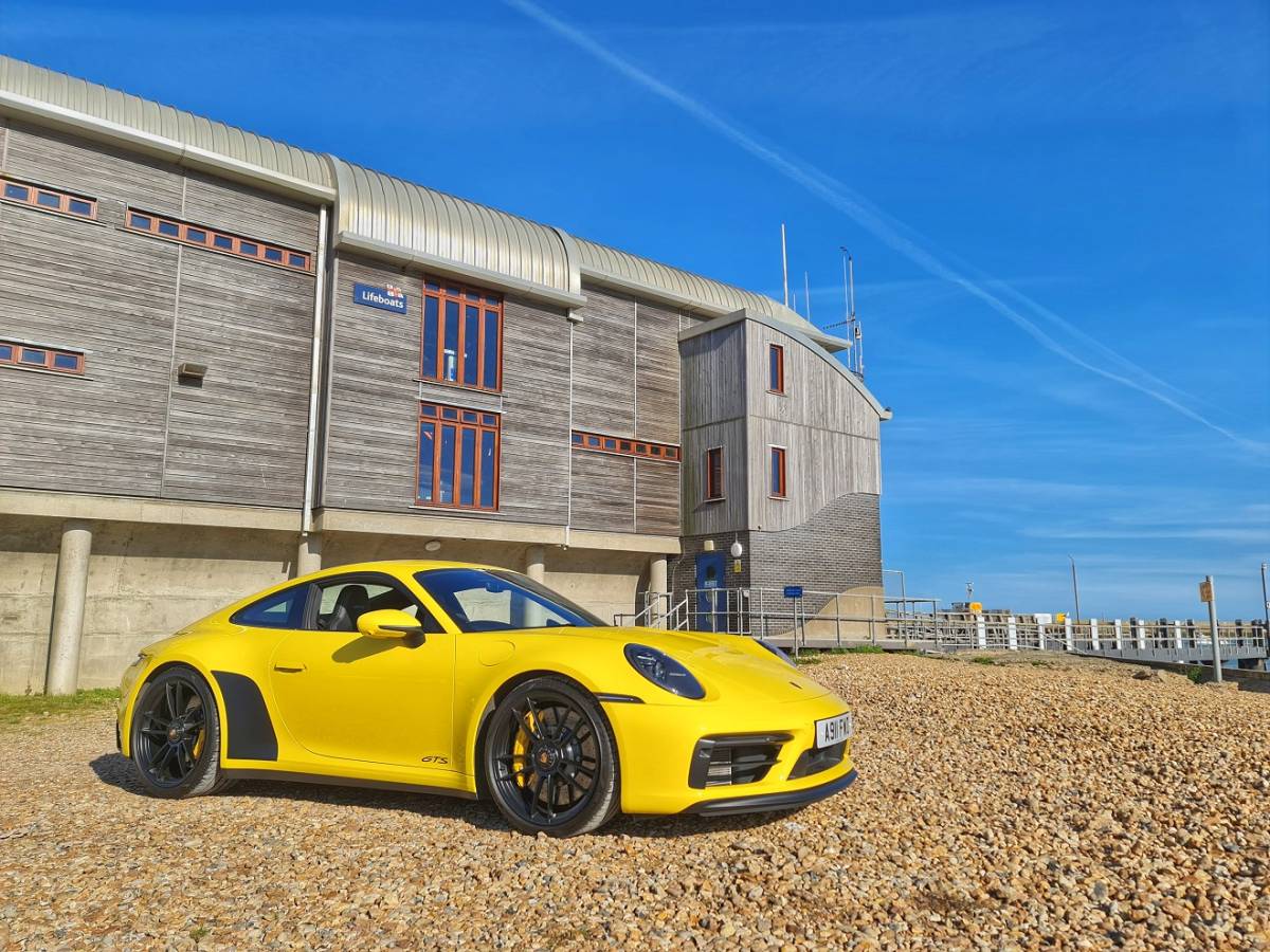 Porsche 911 Carrera 4 GTS - The Sweet Spot | IX Magazine